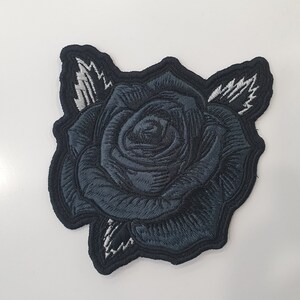 Red Rose Embroidery Design, Rose Patch, Tattoo Style, Instant Download ...