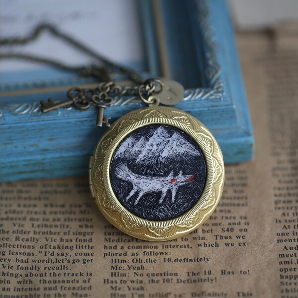 Wolf Locket - Etsy