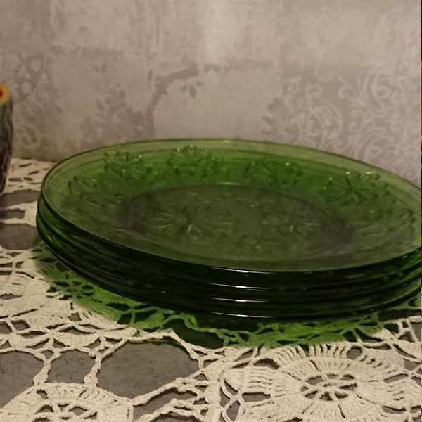 Green Glass Plates - Etsy