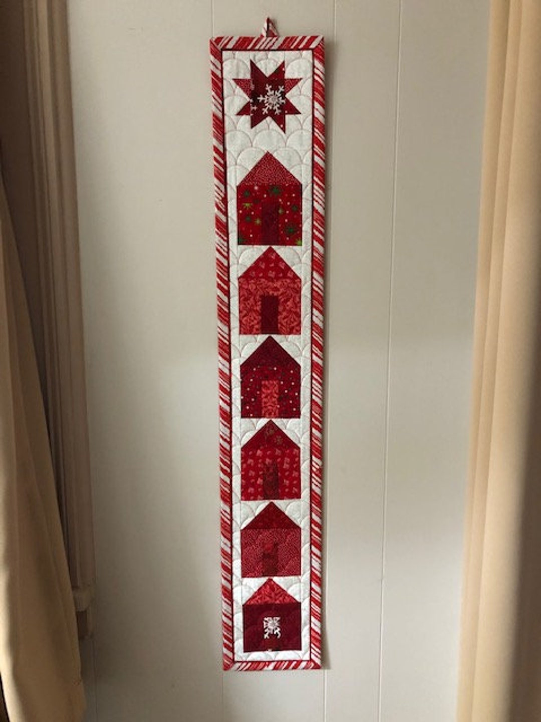 Christmas Wall or Door Hanging - Etsy