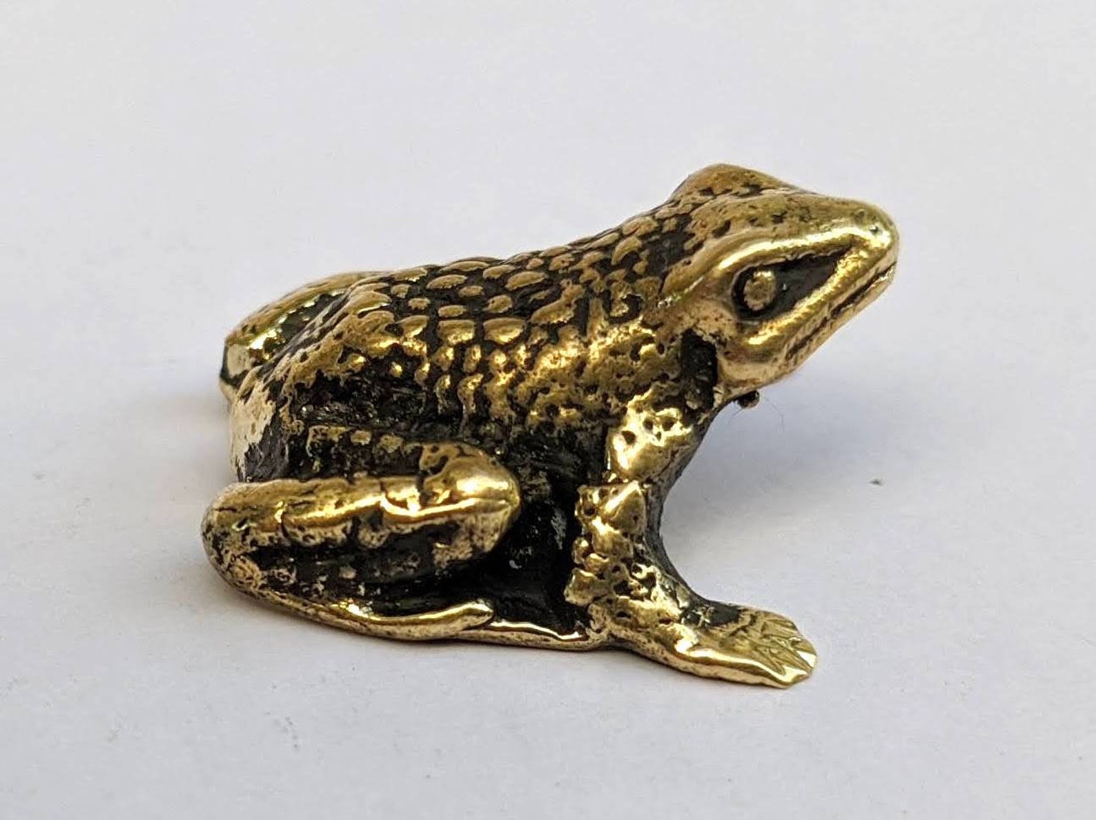 Frog Figurine Solid Brass Tiny Collectible Handmade Animal - Etsy