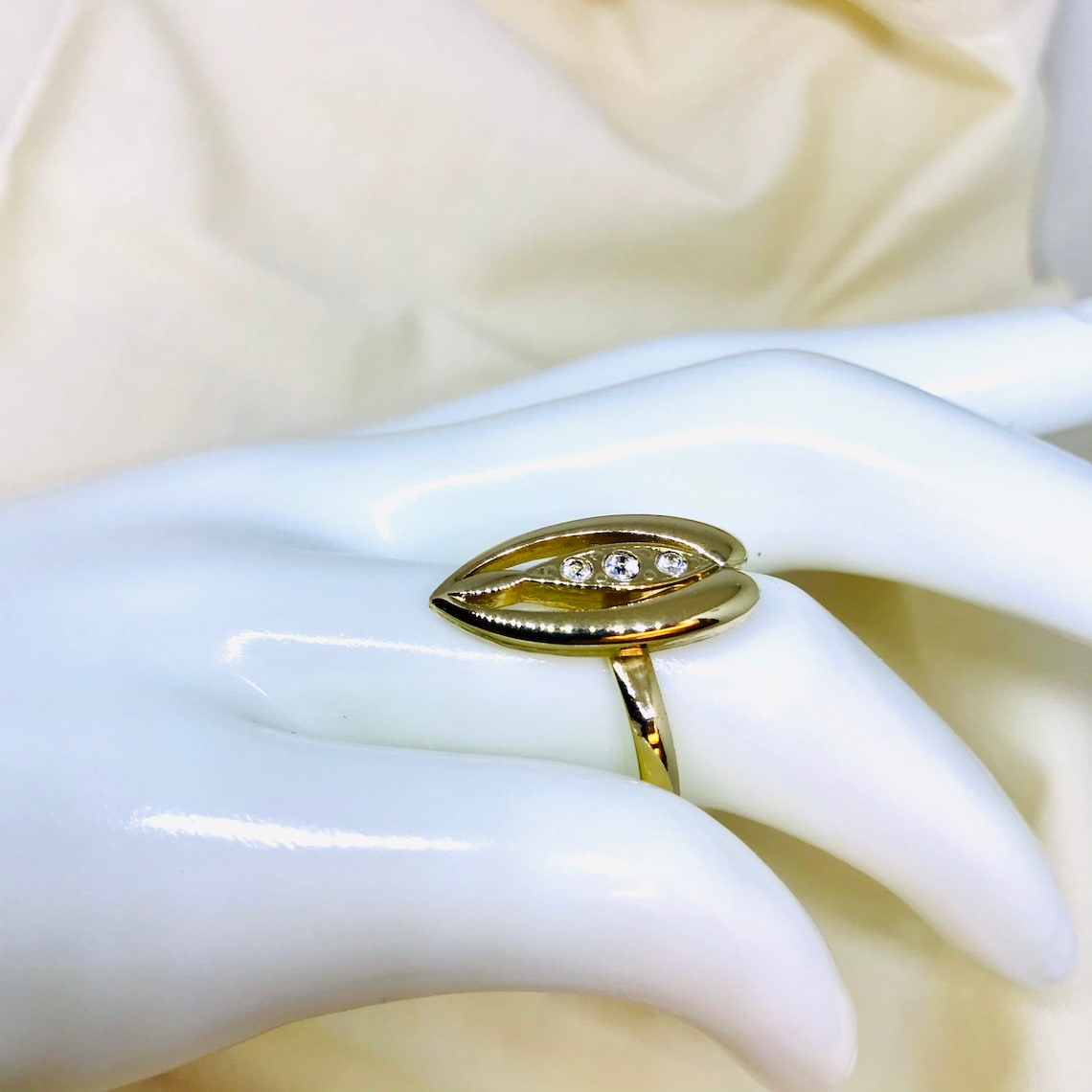 Sarah Coventry Cocktail Ring Goldtone With Rhinestones - Etsy