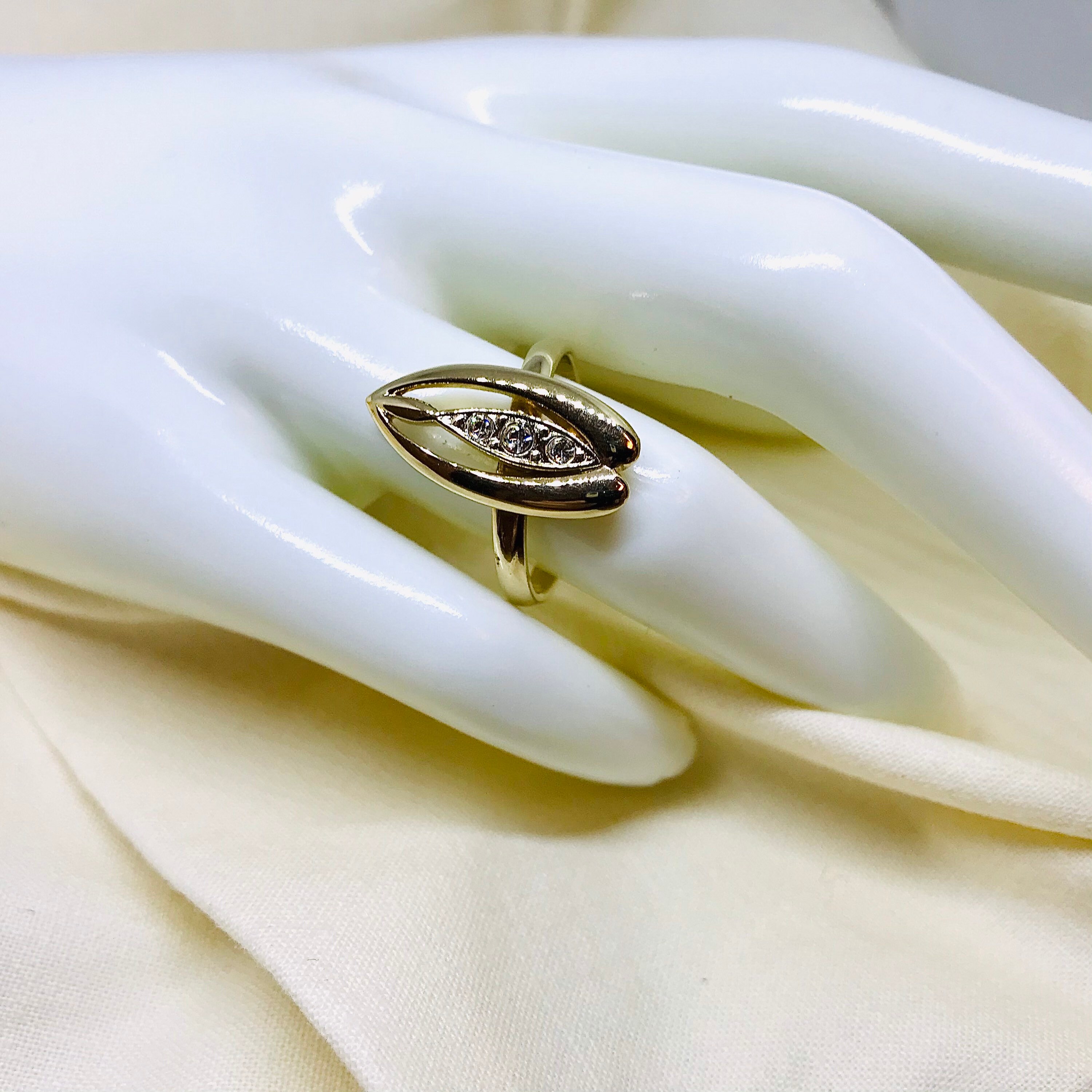 Sarah Coventry Cocktail Ring, Goldtone With Rhinestones, Stylized Heart ...