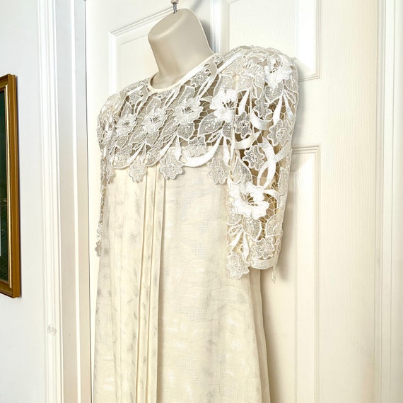 Wedding Dress Ivory-colored Lace Trimmed Dress, Rina … - Gem