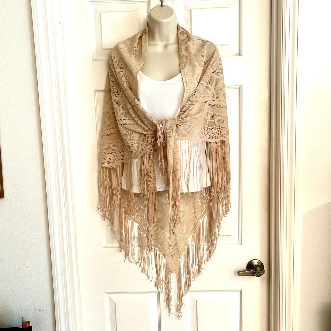 70s Boho Lace Shawl, Mocha Beige Triangle Fringe Gypsy Shawl, Scalloped ...