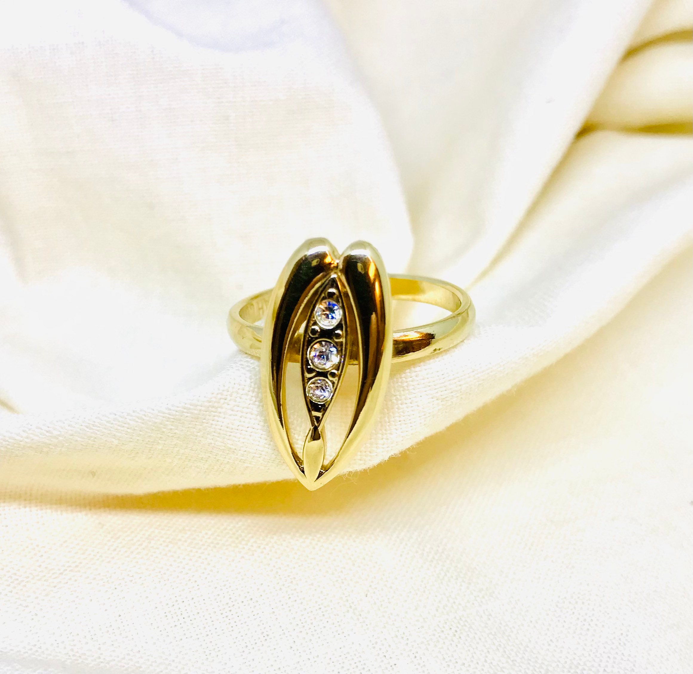 Sarah Coventry Cocktail Ring, Goldtone With Rhinestones, Stylized Heart ...