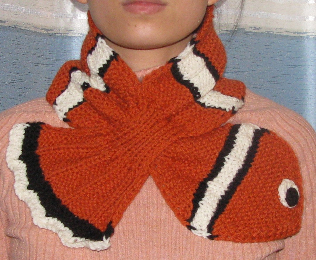 Tropical Fish Hat and Scarf Knitting Pattern PDF - Etsy