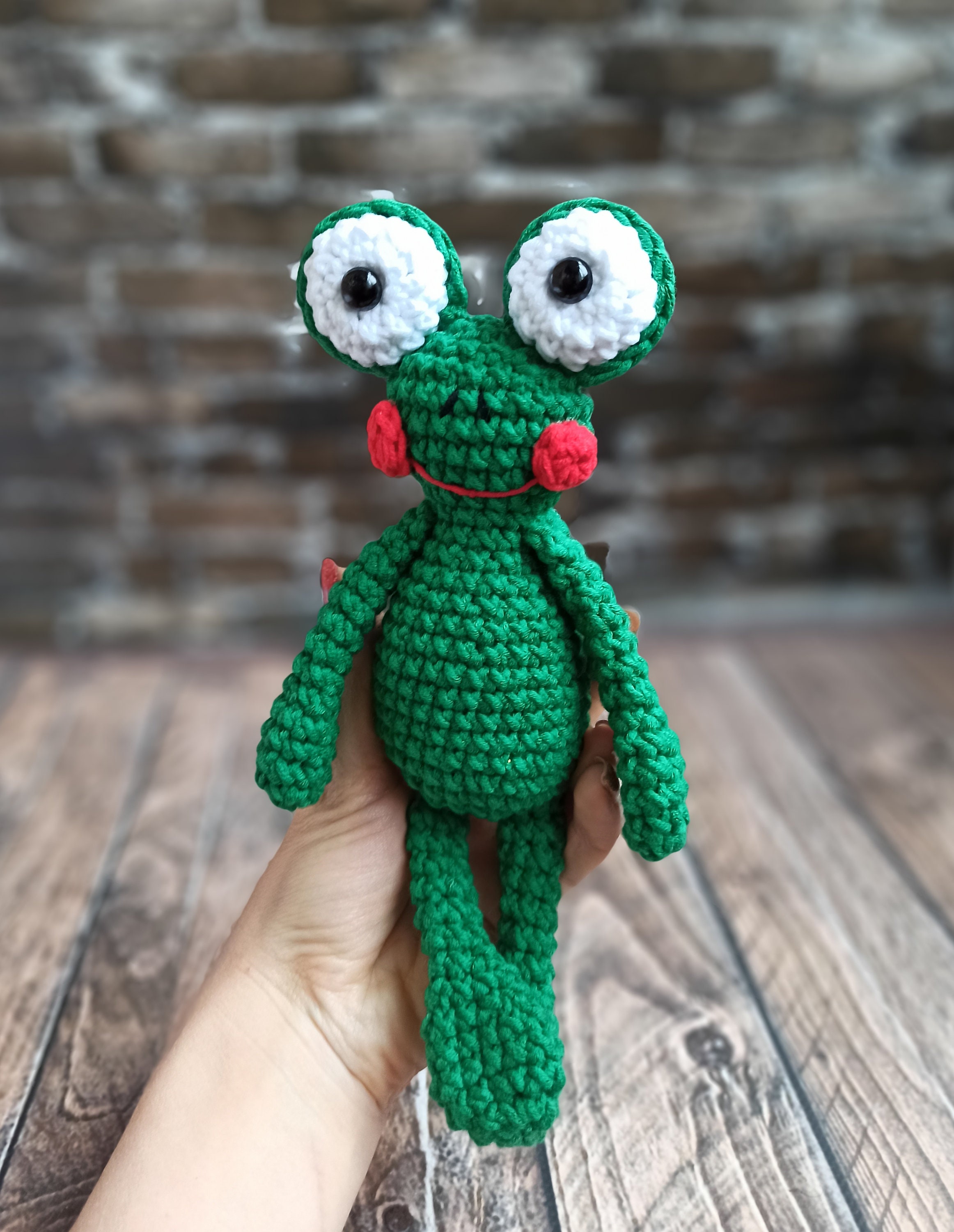 Frog Crochet Pattern Frog Easy Crochet Pattern Heartbreaker | Etsy Canada
