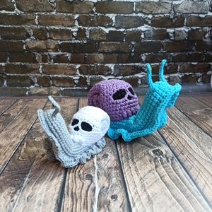 Snail Crochet Pattern Halloween Toy Skull Snail Pattern Halloween Home ...