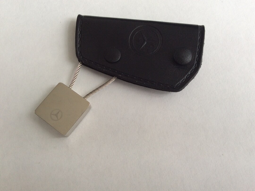 Vintage White Metal & Leather Mercedes Keyring Keyfob Keychain Snap ...