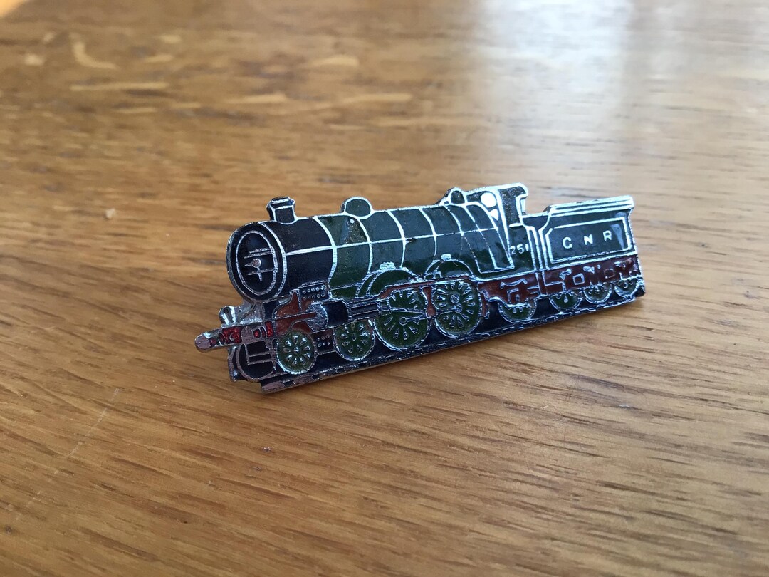 Vintage Train Locomotive Pin Badge Enamel Railway GNR Atlantic Train - Etsy