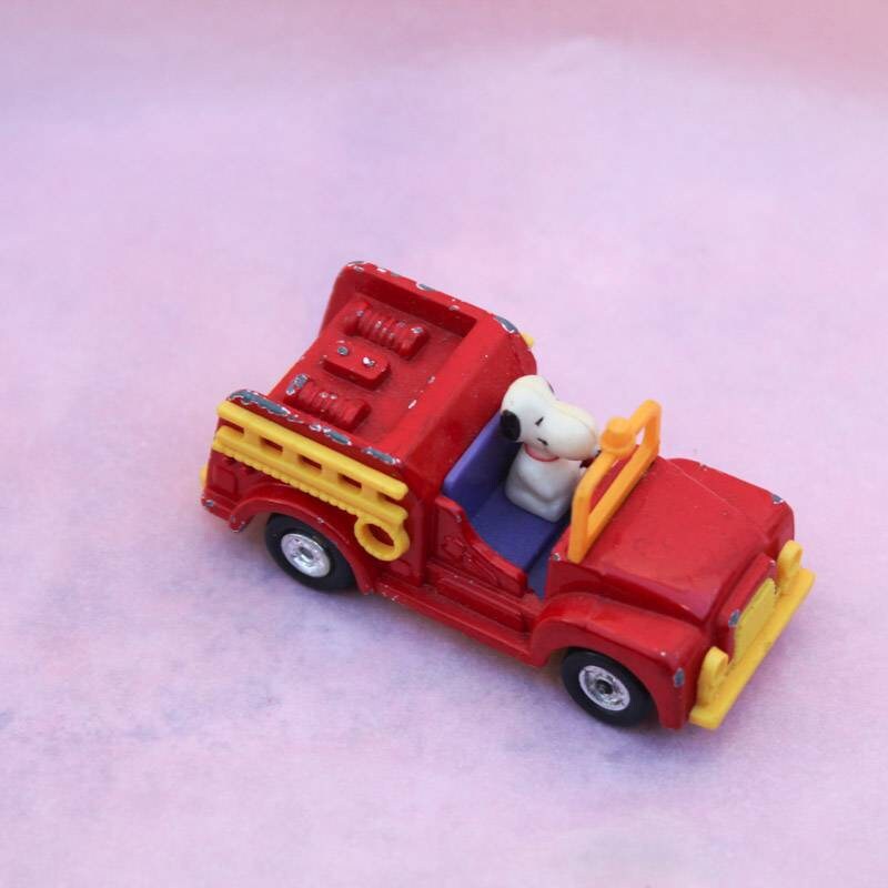 Aviva Snoopy Fire Truck for sale | Only 3 left at -60%