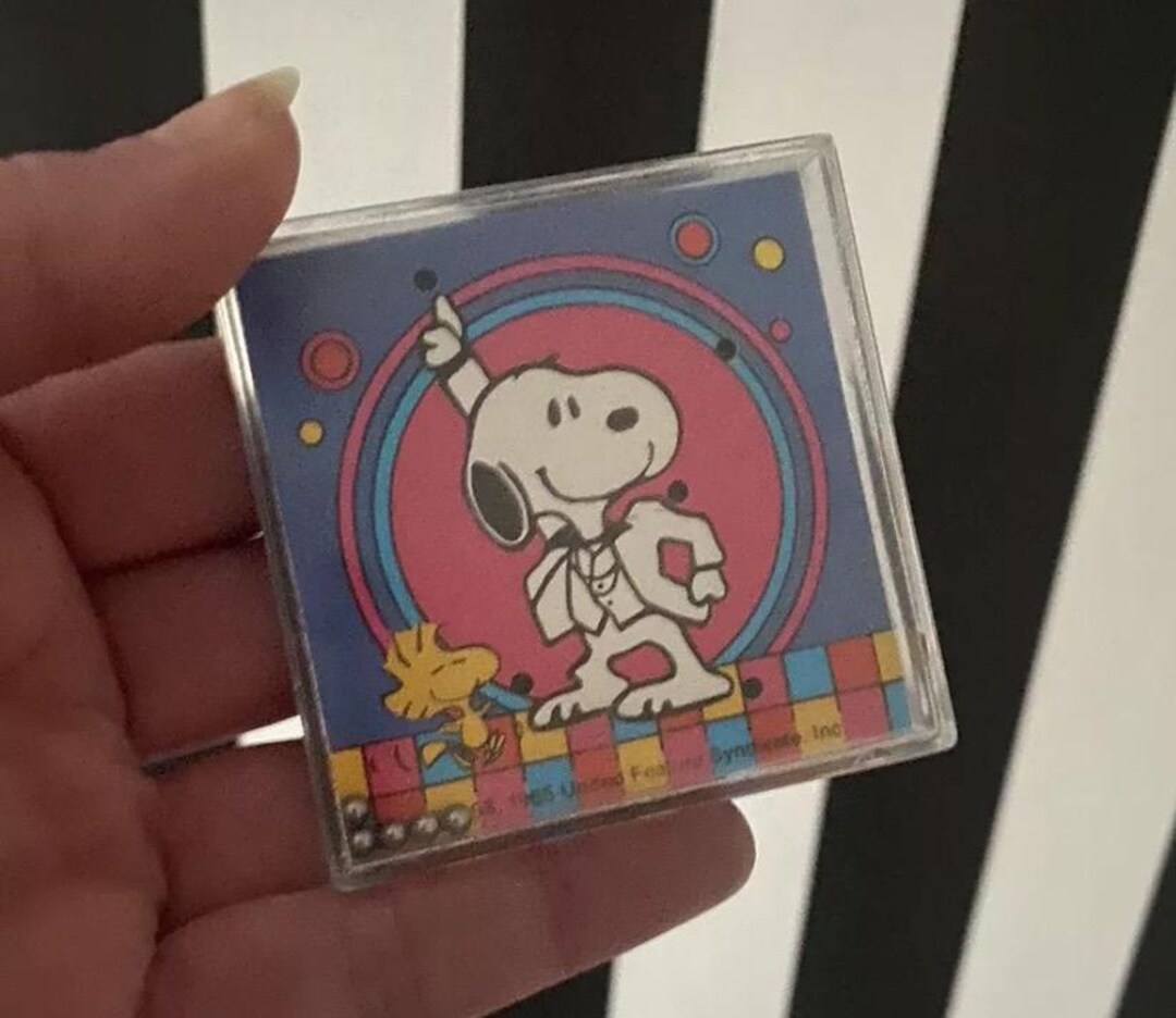 Vintage Snoopy Peanuts Pocket Puzzle Game Toy Brain Teaser Charles M ...