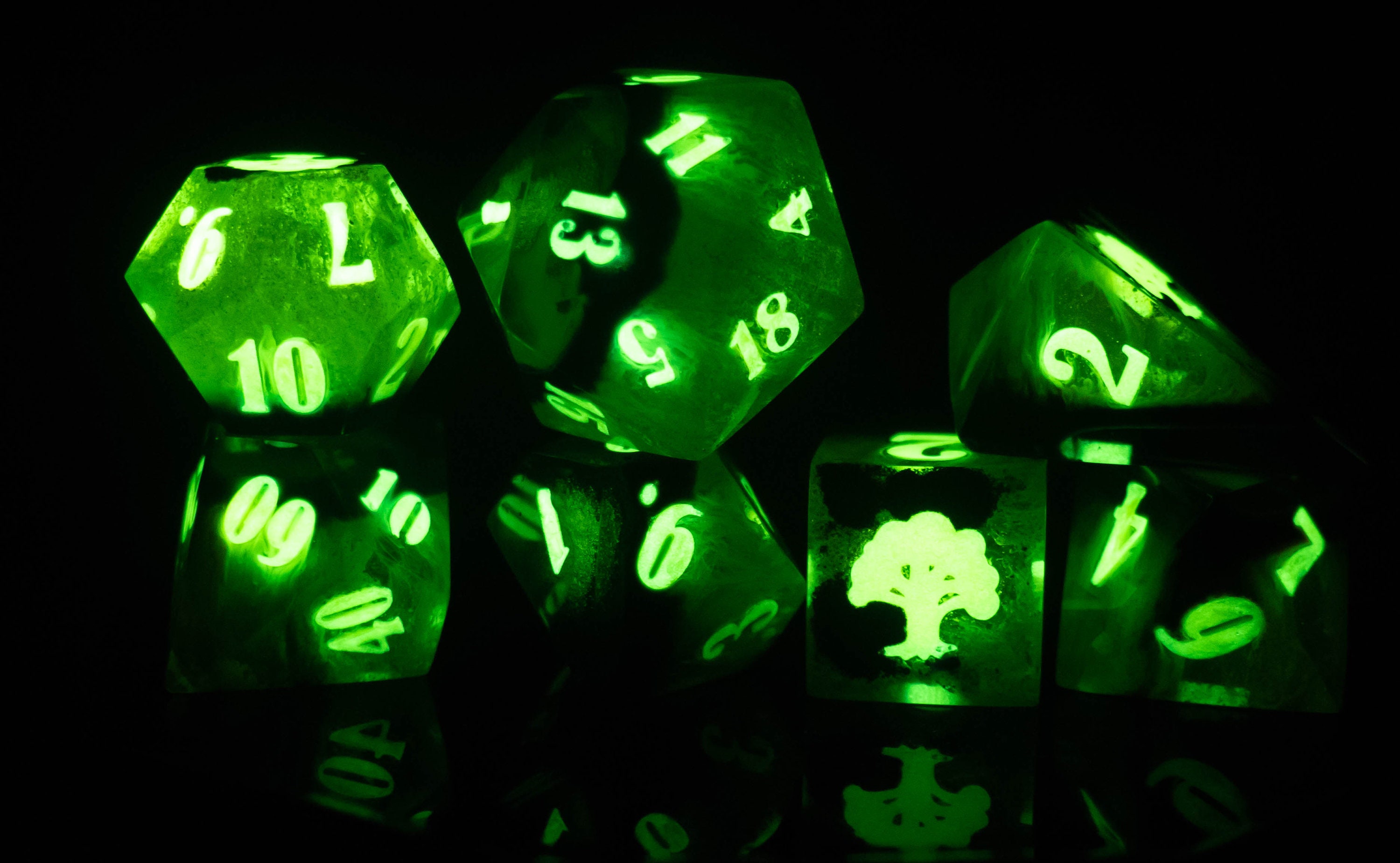 Epoxy Resin Dnd Dice Set of 7 Polyhedral Sharp Edged Golden - Etsy