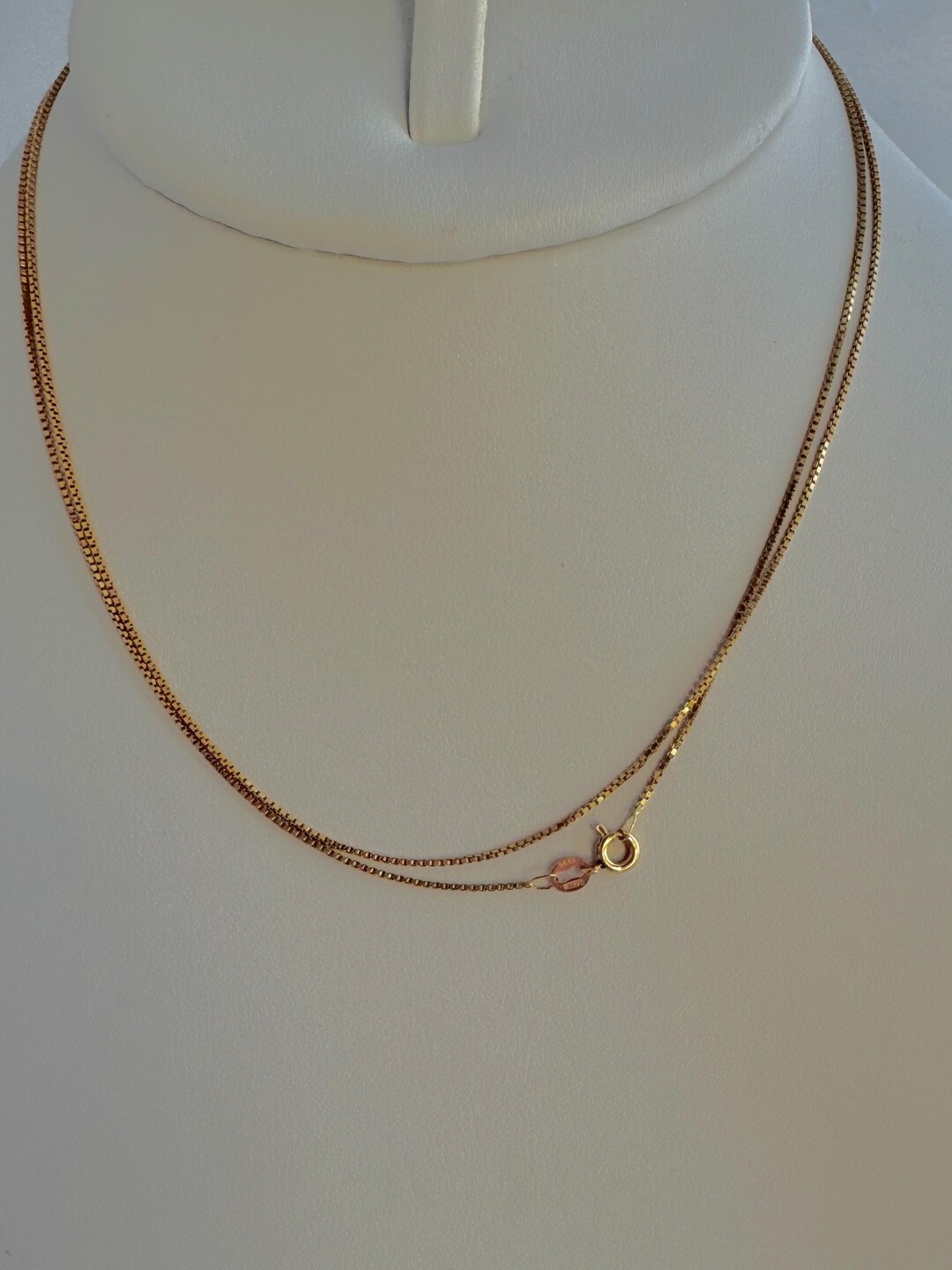 30”14K Solid Gold Box Chain Yellow Gold 3.28 Grams Small Clasp Hallmark ...