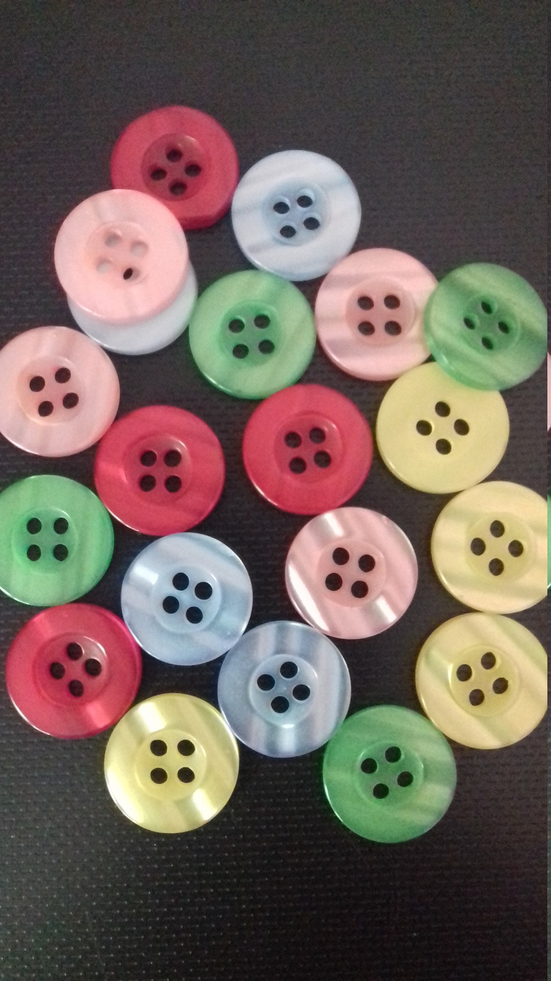 Mixed Buttons, Assorted Buttons, 4 Hole Buttons, Round Buttons, Sewing ...
