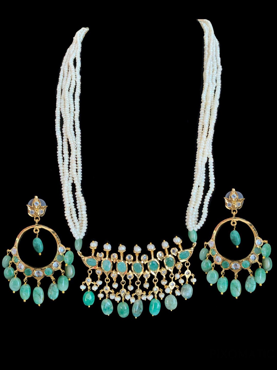 Hyderabadi Jadau Tirmani in Natural Pearls and Natural Emeralds ...