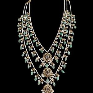 SAT90 Hyderabadi Satlada in Fresh Water Pearls and Emerald Beads ...