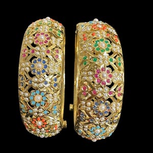 B301 Shibra Gold Plated Jadau Bangles in Navratan/ Traditional Bangles ...