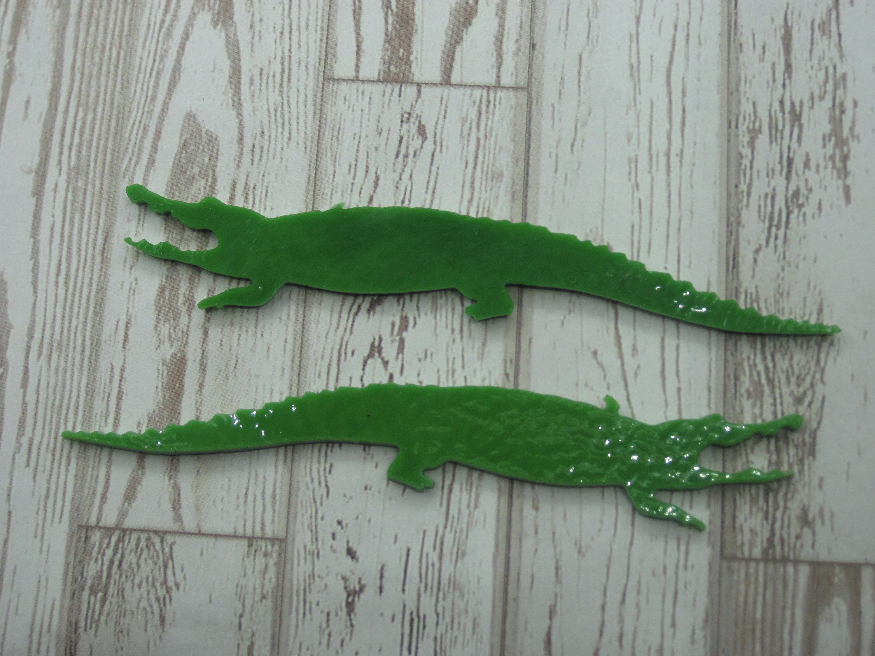 Precut Stained Glass Precut Glass Alligator Fern Green | Etsy