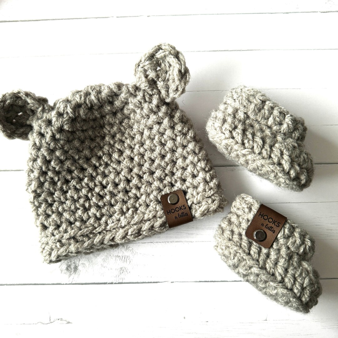 Baby Bear Hat and Bootie Set, Sweet Gift for Newborns and Toddlers ...