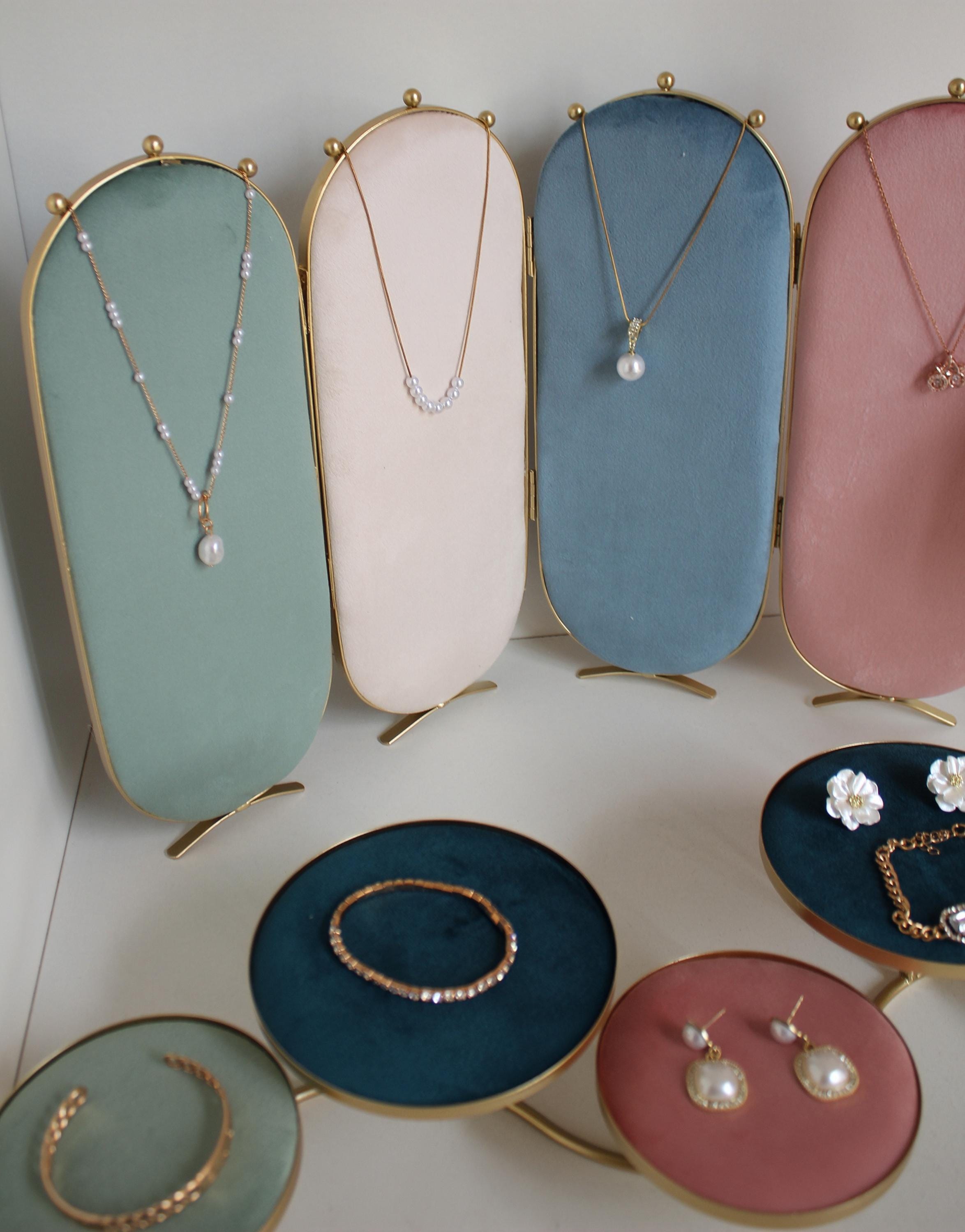Velvet Jewelry Display: Platform Tray, Jewelry Store Design - Etsy