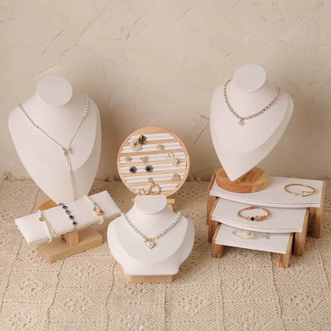 Velvet Jewelry Display, Jewelry Platform Tray, Necklace Display ...