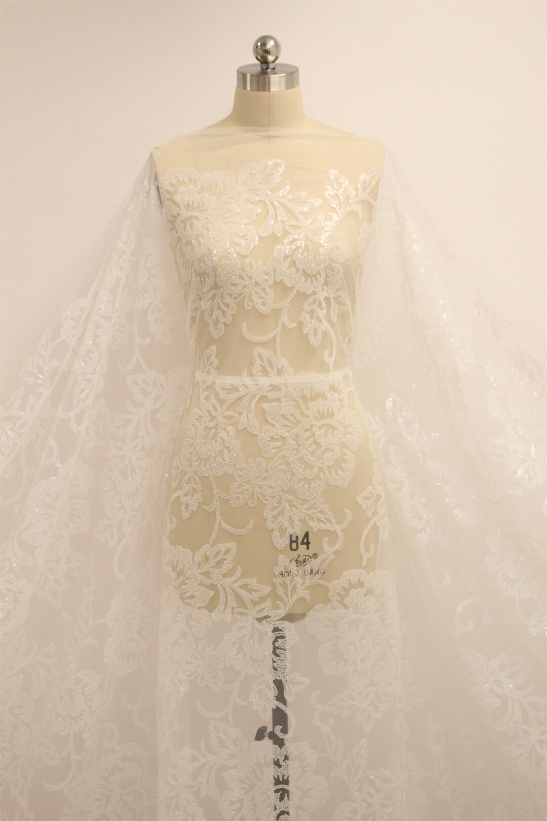 Beautiful Flower Lace Fabric Wedding Dress Fabric Bridal Gown Lace ...