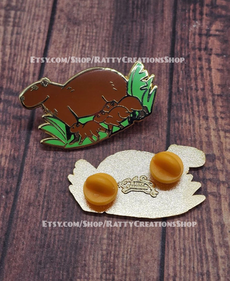 Mama Capybara Gold Hard Enamel Pin - Etsy