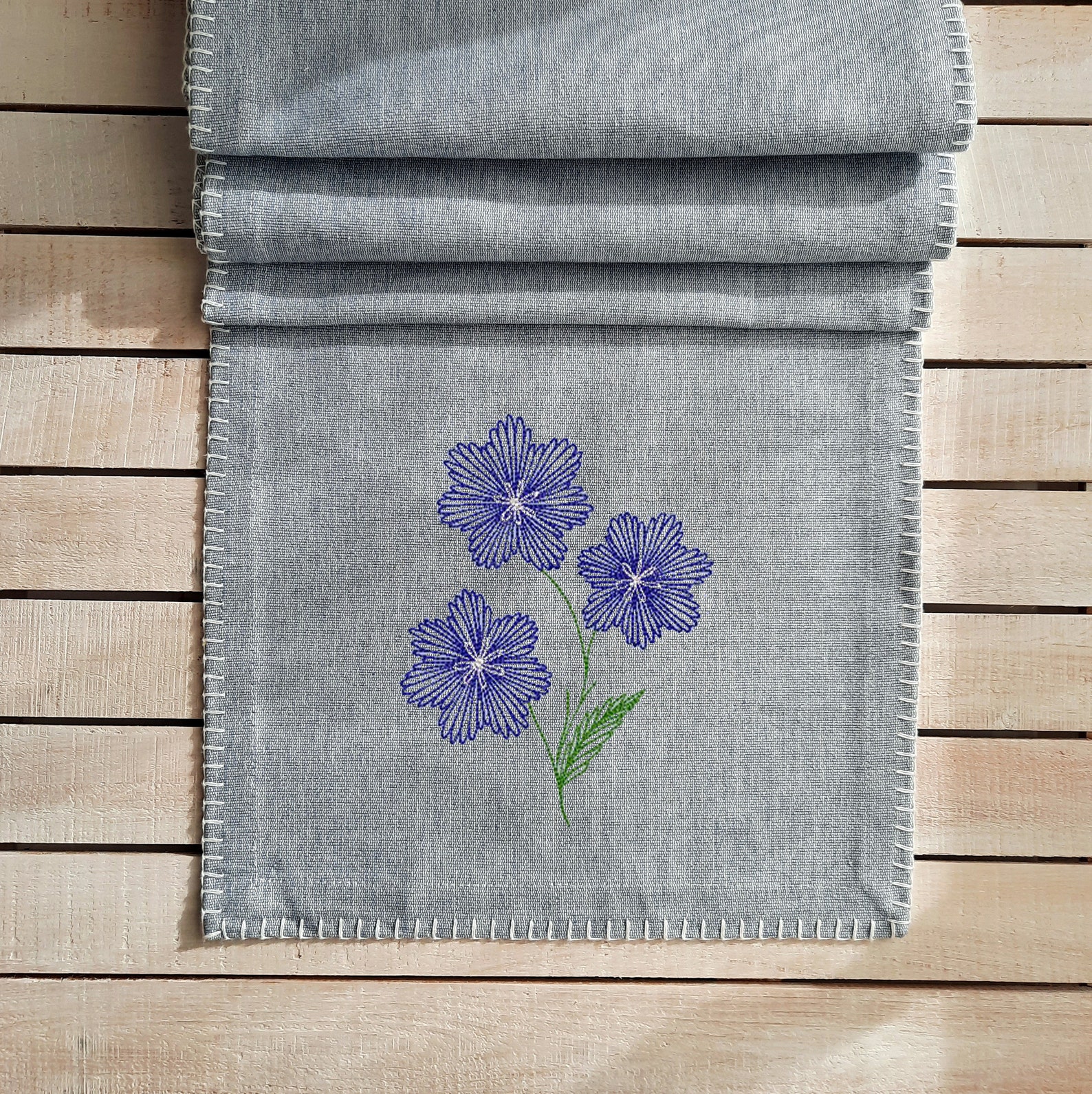 Gerbera Daisy Machine Embroidery Design Digital Machine - Etsy