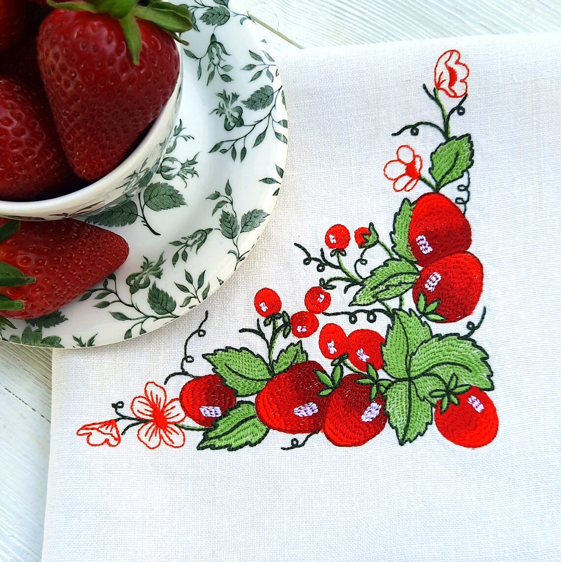 Strawberry Corner SET in 2 Sizes Machine Embroidery Design - Etsy
