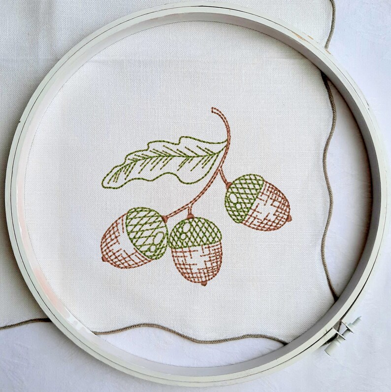 Acorns Machine Embroidery Design 4 SIZES, Autumn Acorns With Oak Leaves ...