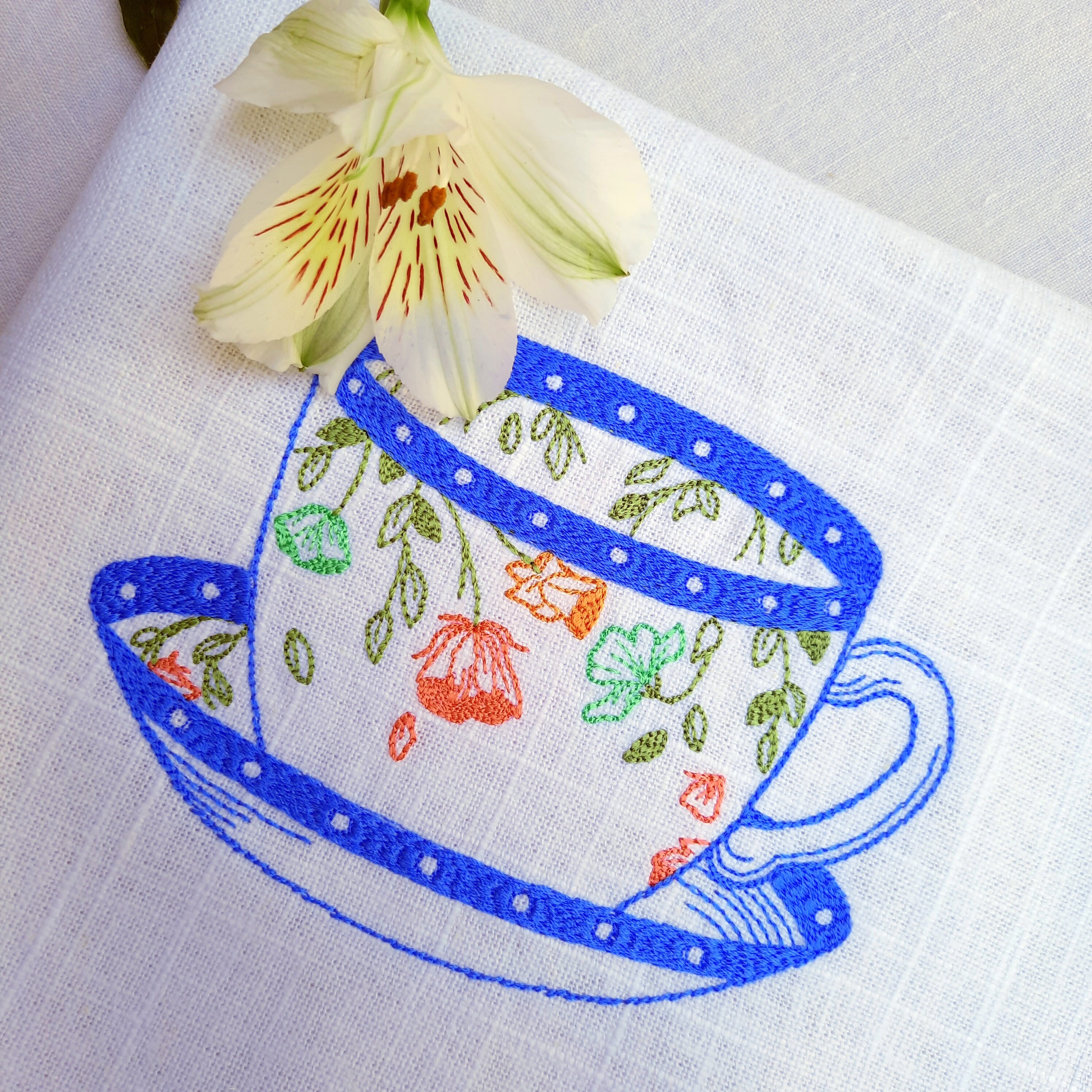 Embroidery Sewing & Needlecraft Sketch Machine Embroidery Mug Instant ...