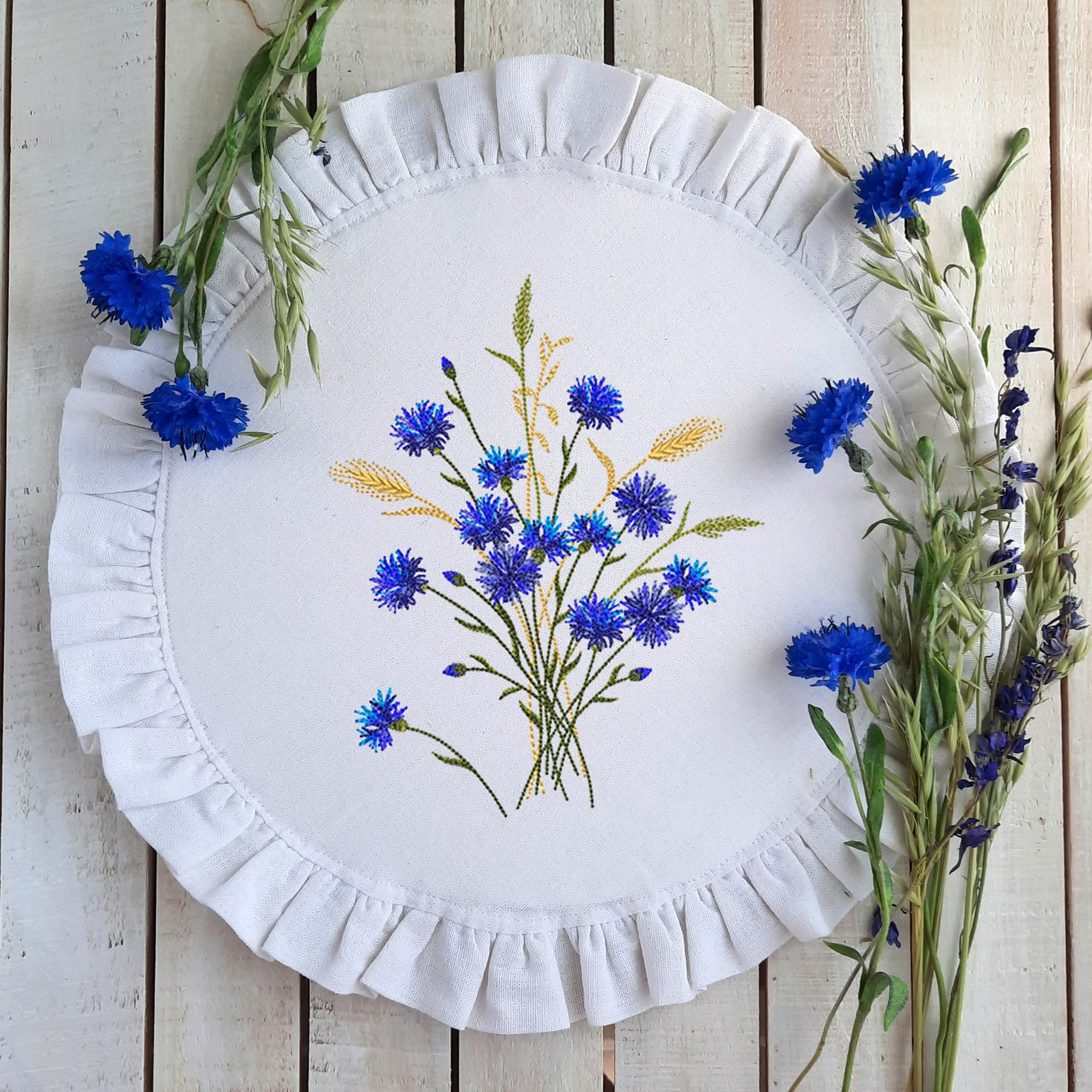 Cornflowers Bouquet Machine Embroidery Design 6 SIZES, Blue Cornflowers ...