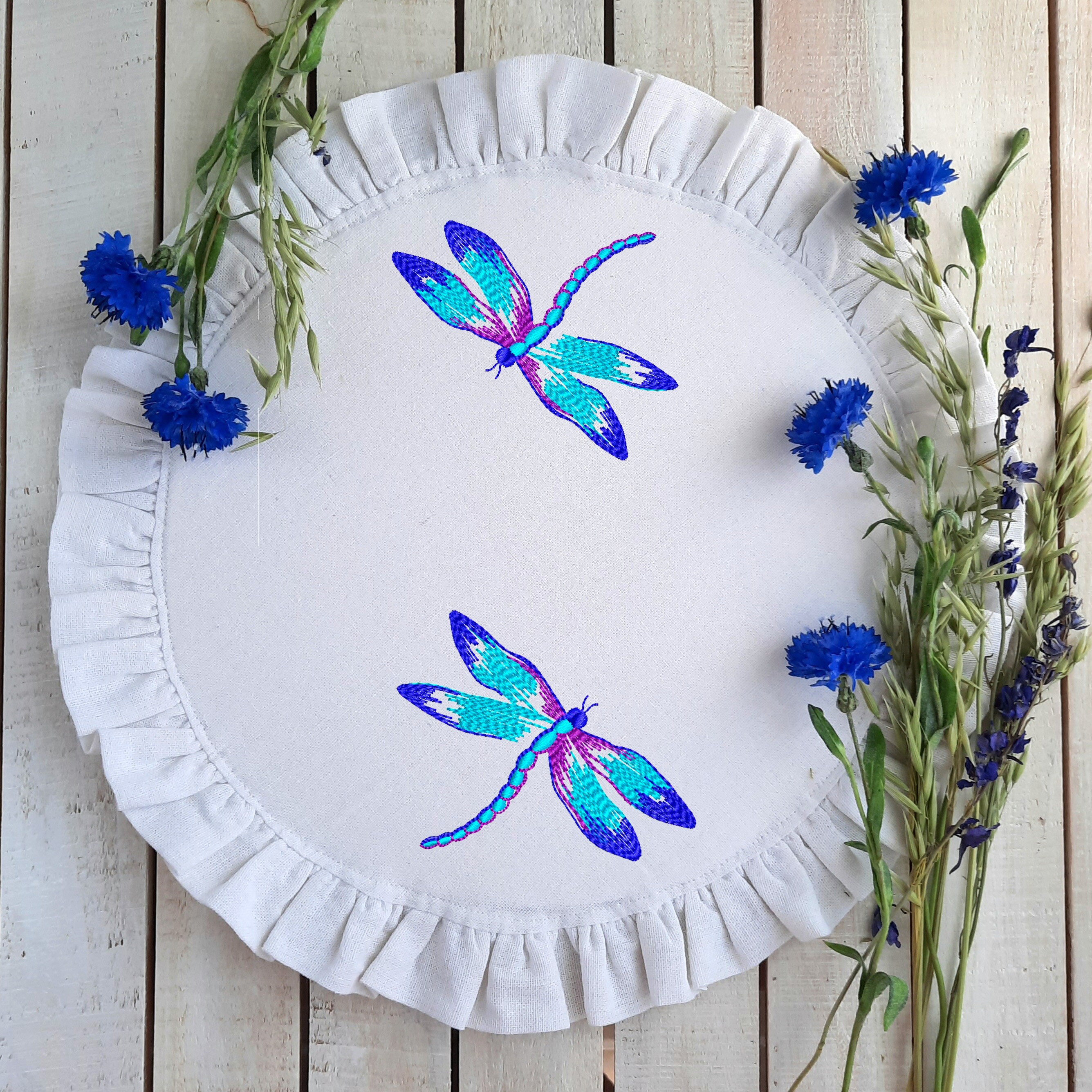 Dragonfly Machine Embroidery Design 3 SIZES Flying Dragonfly - Etsy