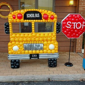 School Bus Mosaic From Balloons, Teacher's Day Gift, Bus Mosaic ...