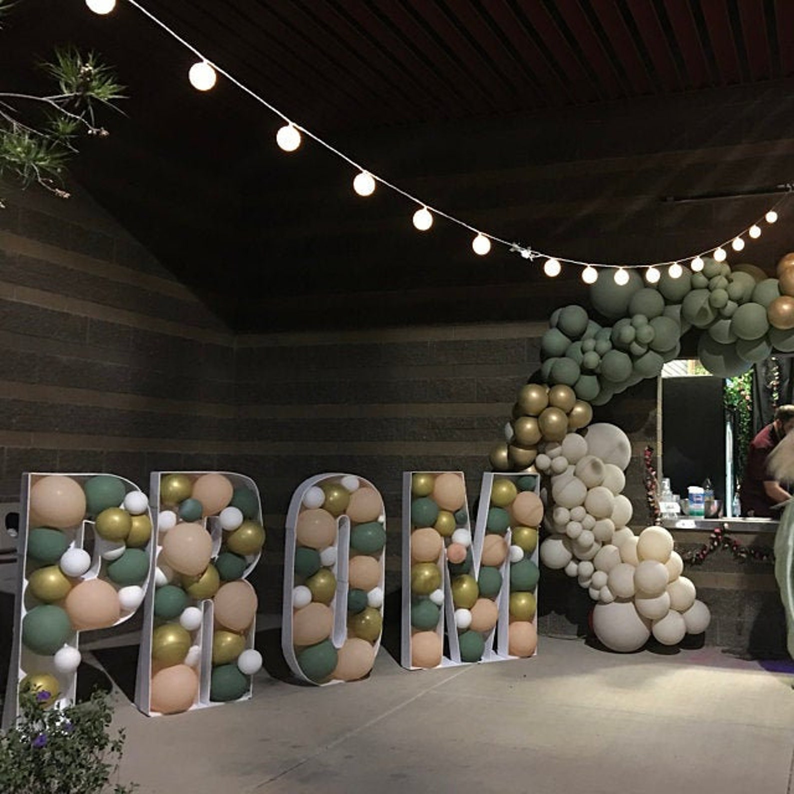 Graduation Hat From Balloons, Mosaic Template, Grad Cap Mosaic From ...