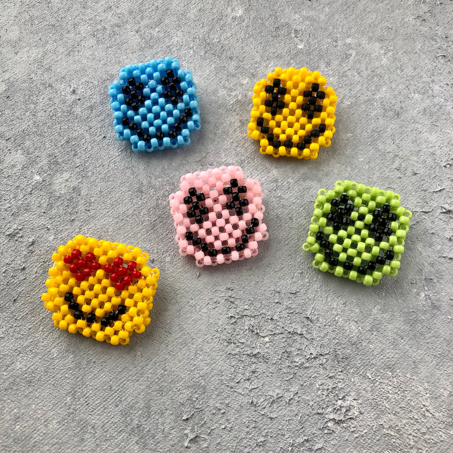 Smiley Face Pin Brooch Yellow Emoji Happy Face Beaded Pin - Etsy