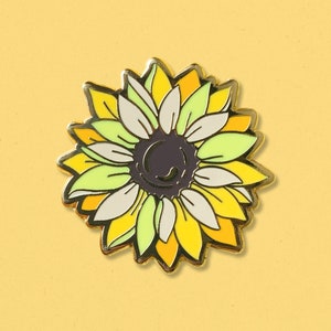 Sunflower Pin | Lapel Brooch for Flower Lovers and Plant Moms, Floral ...
