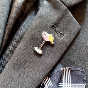 Cosmo Cocktail Pin | Classic Cocktail Enamel Pin, Gift for Bartender ...