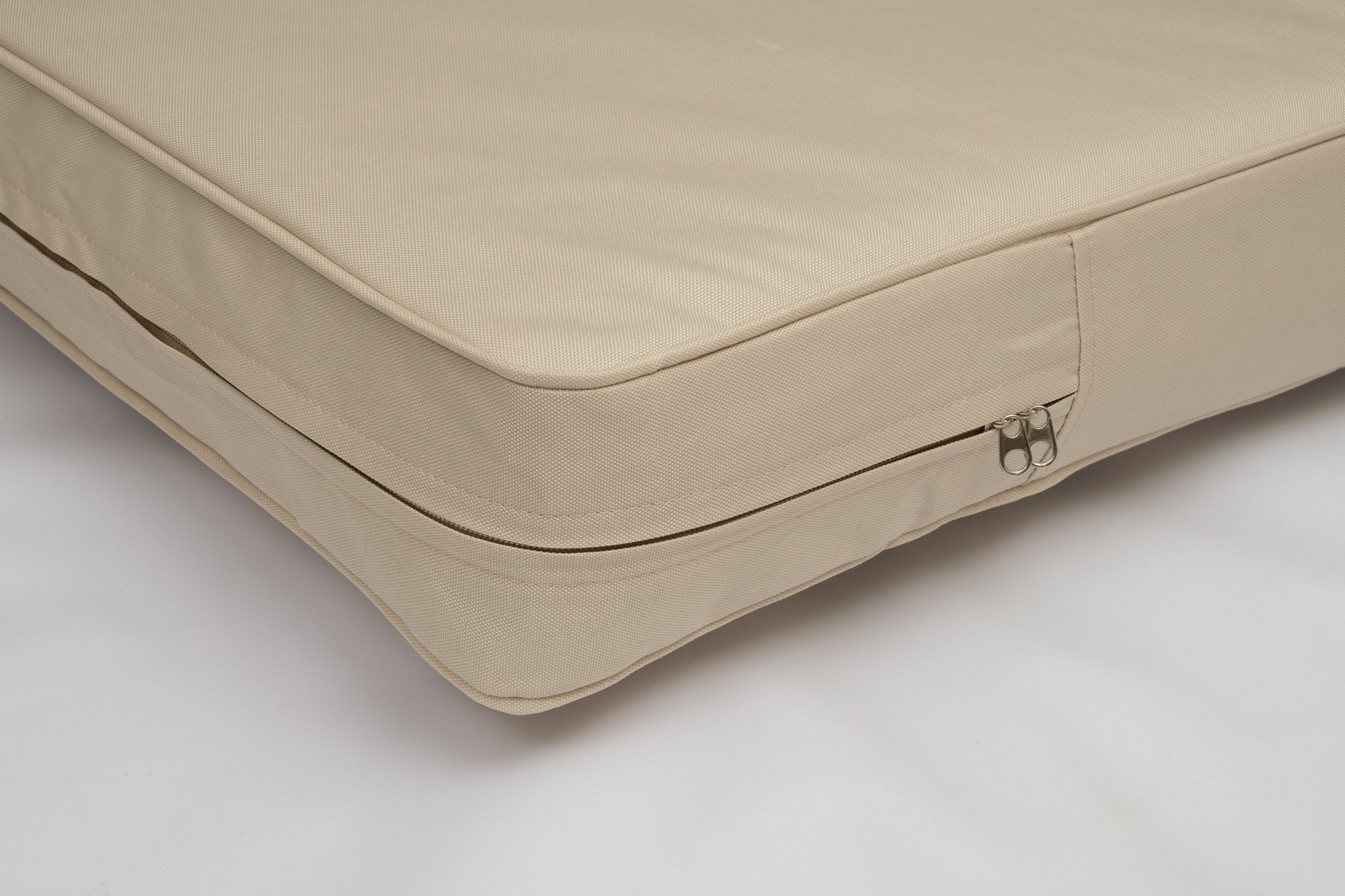 Queen King Daybed Cover - Outdoor Mattress Covers - Water Resistant ...