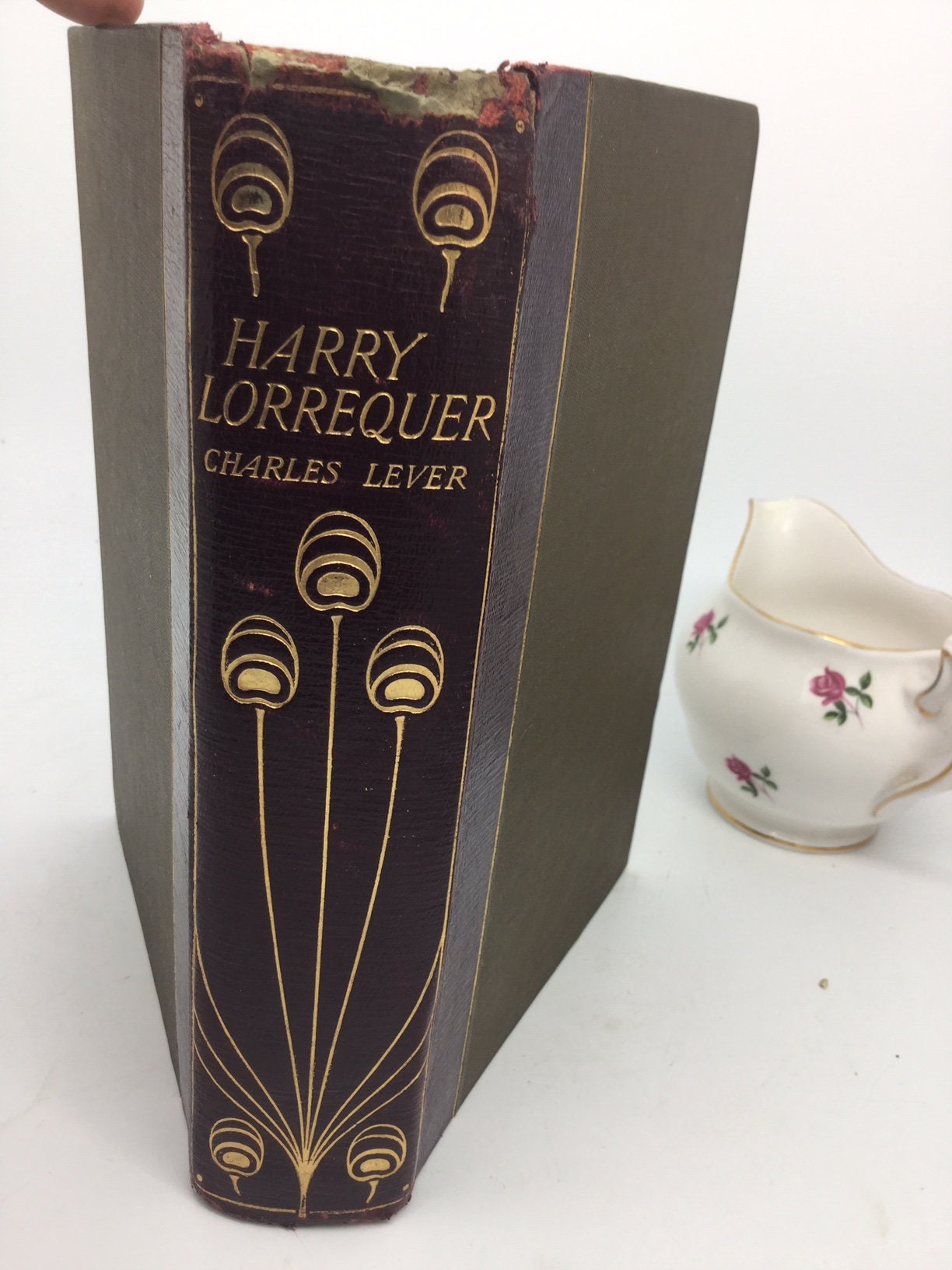 Harry Lorrequer de Charles Lever Talwin Morris Design Glasgow Arts ...