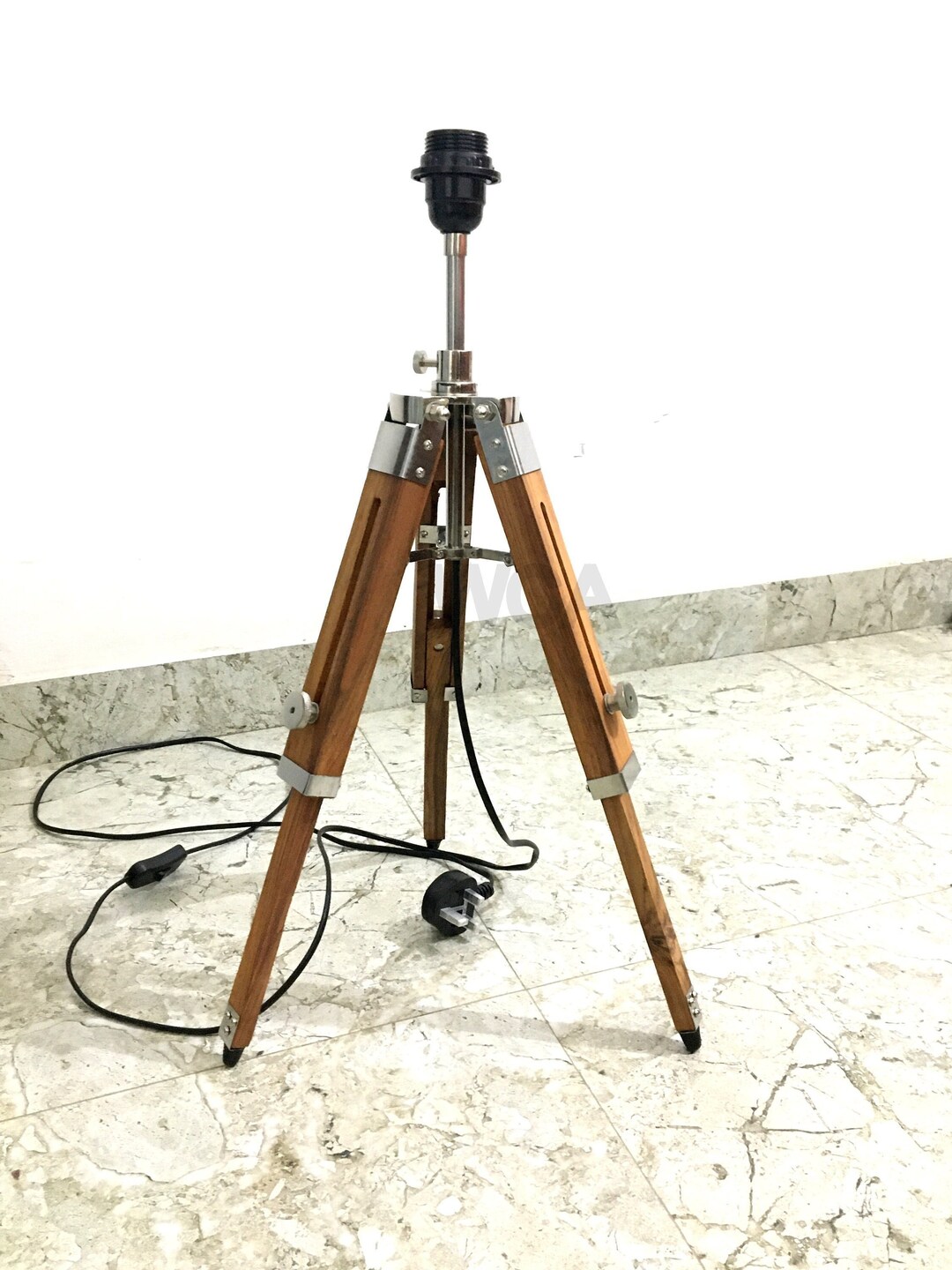 Handmade Teak Wooden Adjustable Tripod Stand Bedroom Conner Desktop ...
