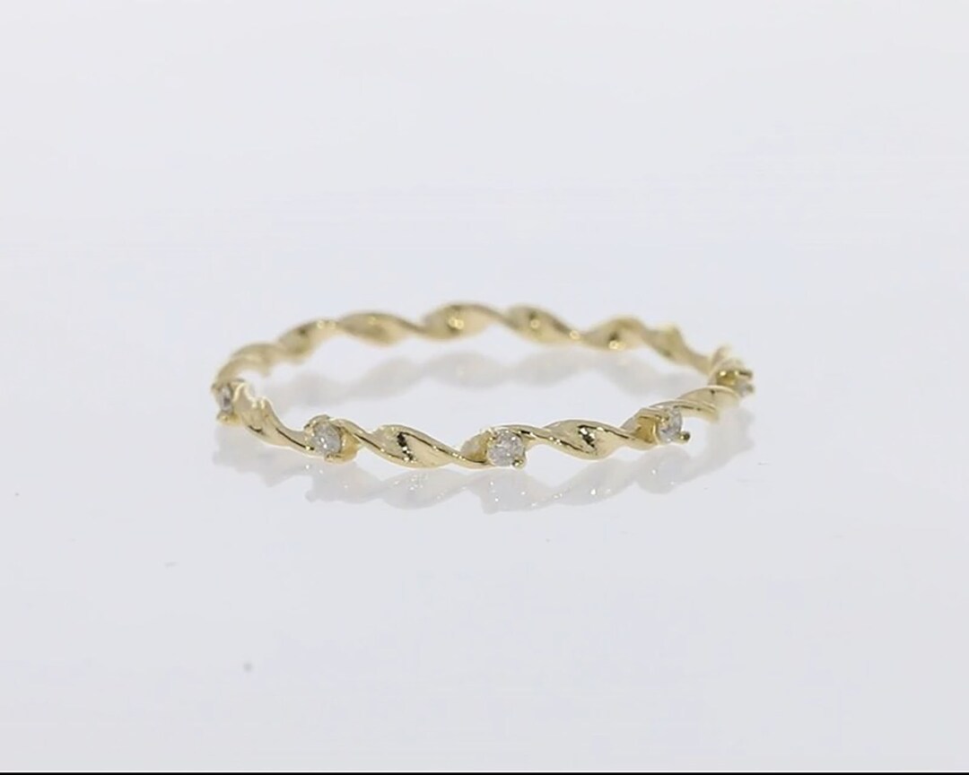 Diamond Swirl Ring - Minimal Ring - Engagement Ring - Diamond Band ...