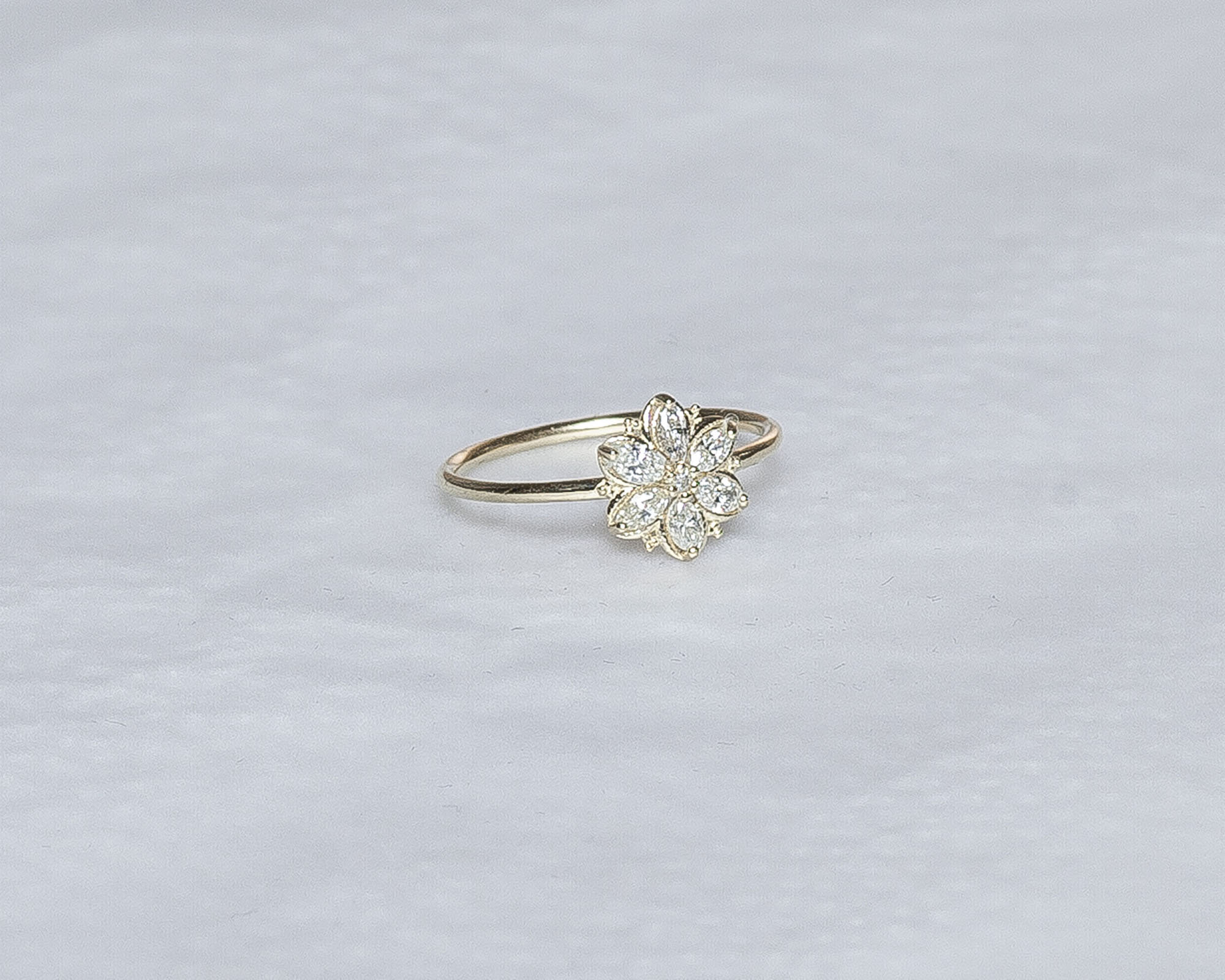 Flower Engagement Ring Diamond Flower Ring Minimalist | Etsy