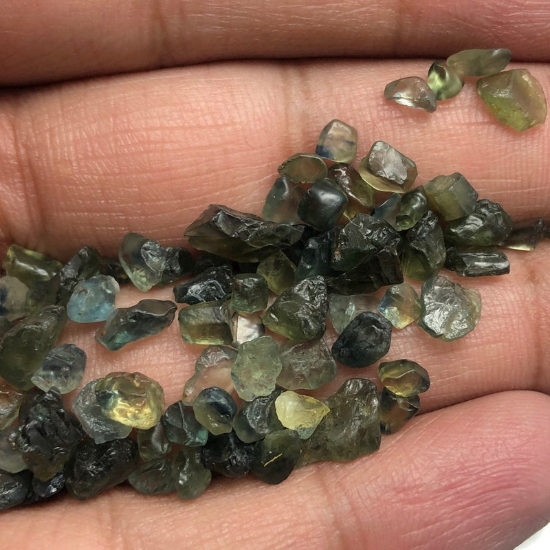 Rough Sapphire Ring - Etsy