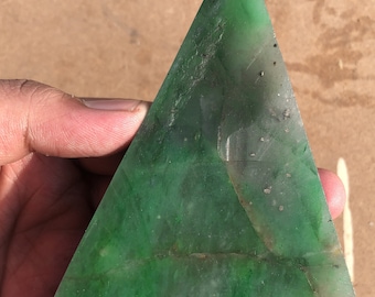 Bright Green Color Healing Protection Jade, Natural Jade Gemstone Rough ...