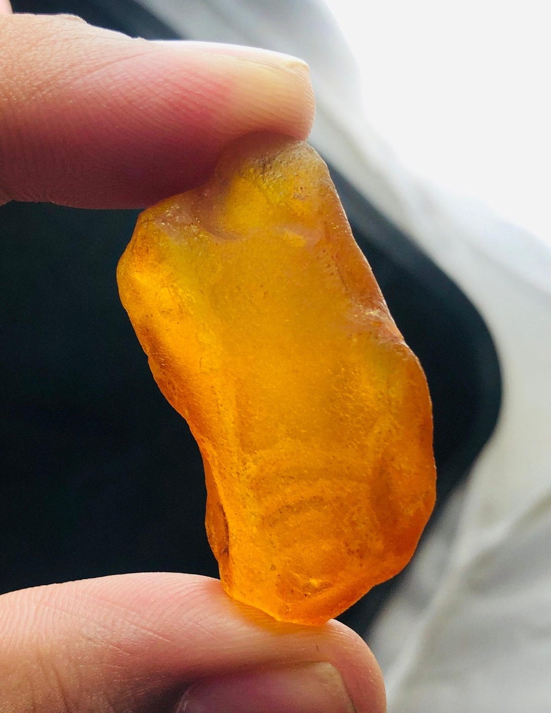 Seltener Schwarzer Insekten Bernstein 40.95ct | Natürlicher gelber ...