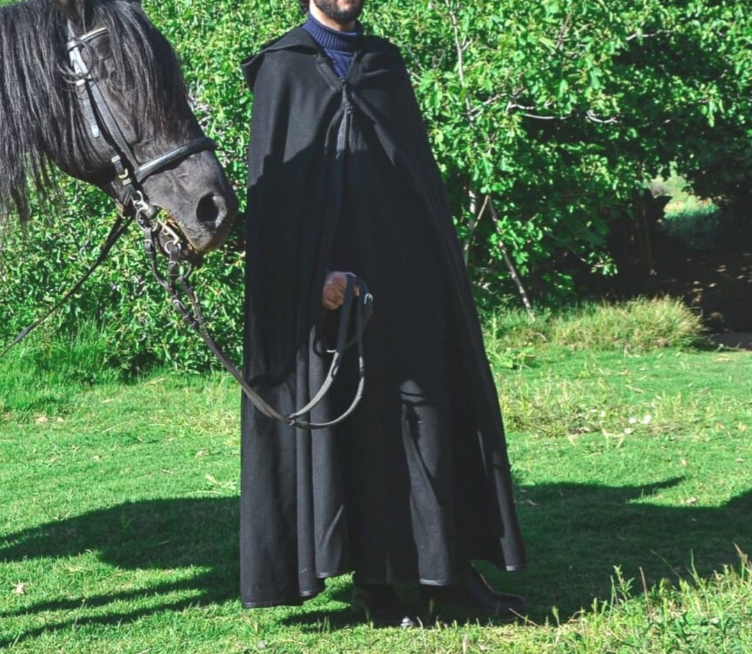 Hooded Winter Cloak , Selham, Black Cloak With Hood , Burnous ,winter ...