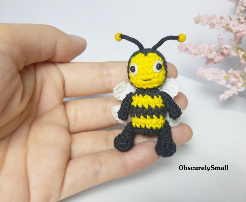 Bee Crochet Cute Crochet Bee Mini Bee Amigurumi Charm - Etsy